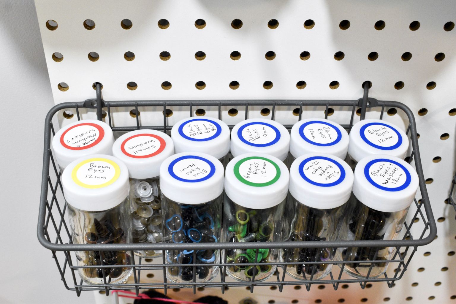 Organize Your Yarn with this Awesome Pegboard Yarn & Craft Wall ...