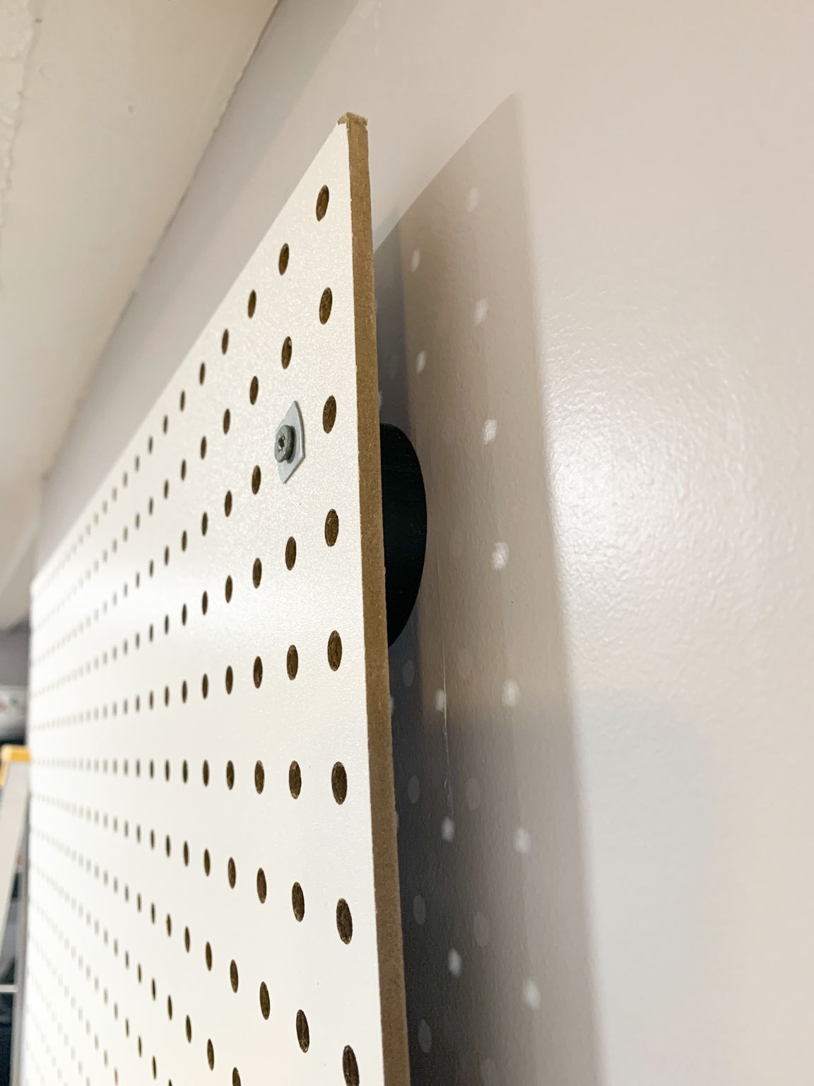 Organize Your Yarn with this Awesome Pegboard Yarn & Craft Wall ...