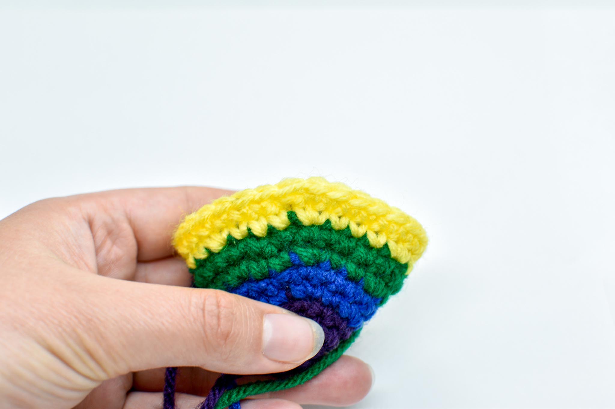 Crochet Tutorial: The Invisible Colour Change - Wayward Pineapple Creations